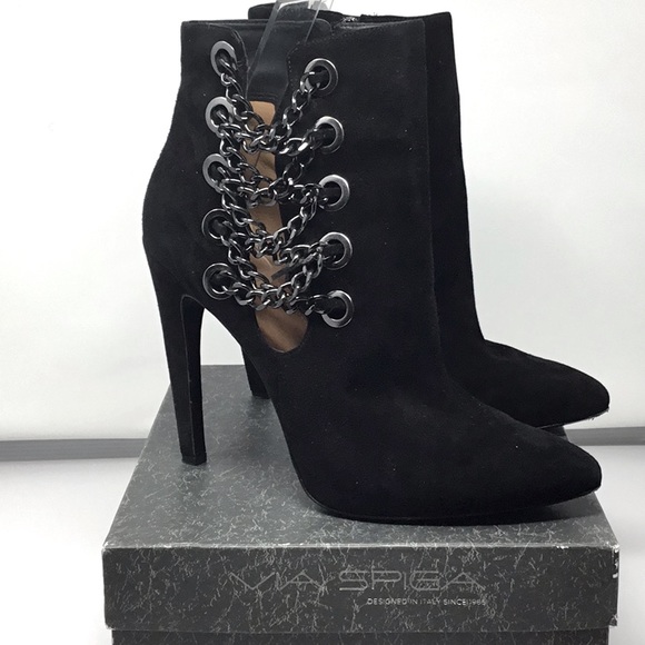 Via Spiga | Shoes | Sexy Via Spiga Yolanda Suede Chain Boots Black Sz ...